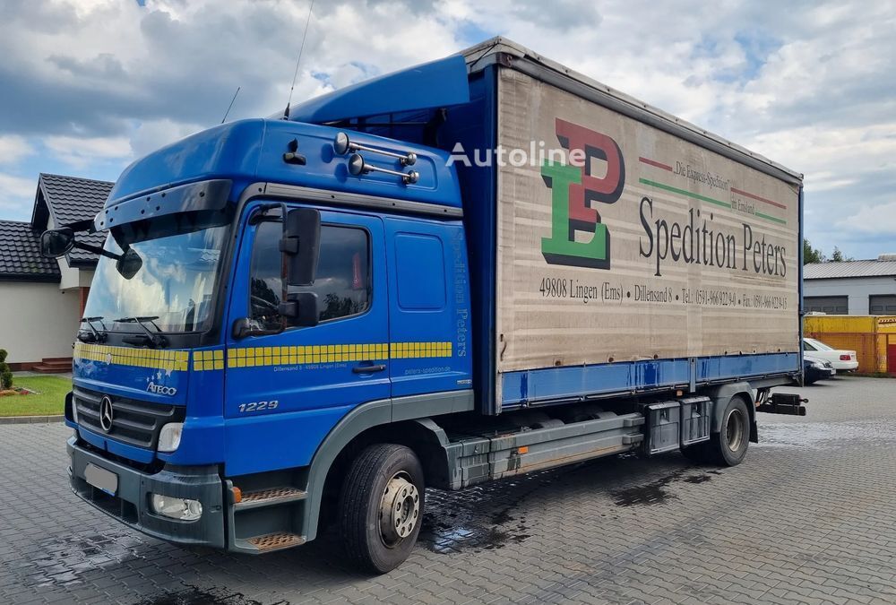 Mercedes-Benz Atego kamion sa klizna zavesa cerada