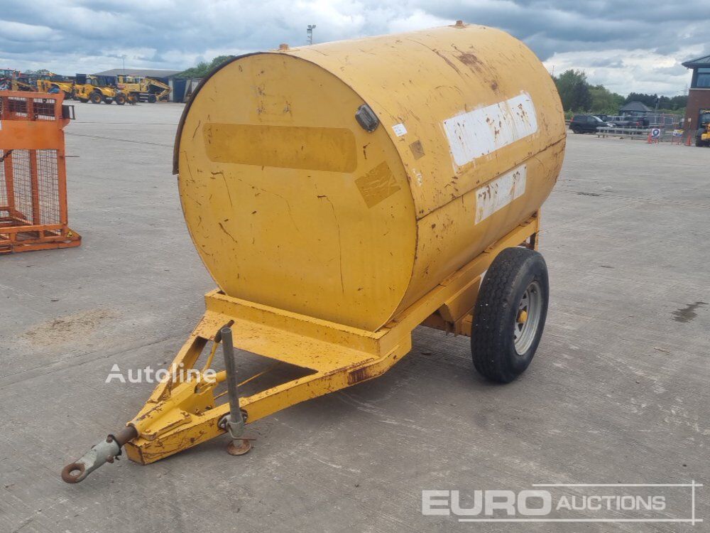Prodaje se Single Axle Bunded Fuel Bowser prikolicu cisternu za gorivo na aukciji