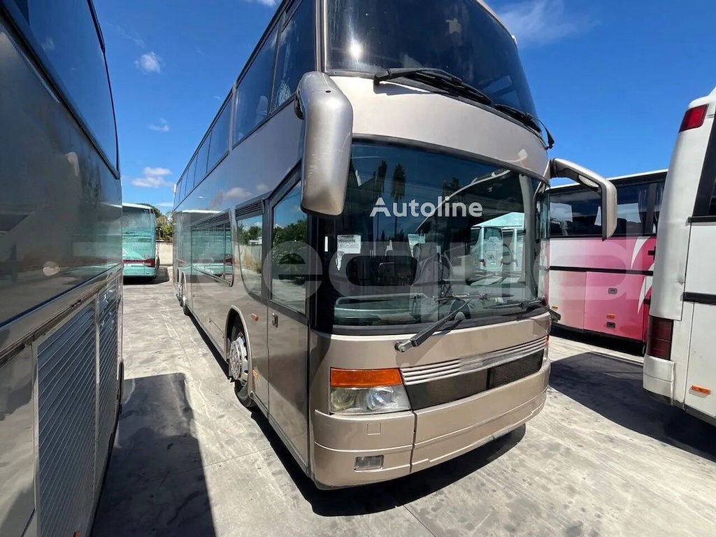 Setra S328 dvospratni autobus