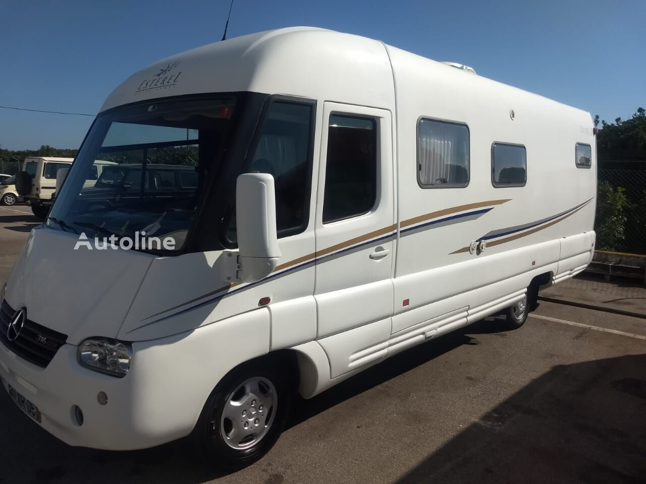 Mercedes-Benz ESTEREL 37 integrisani kamper