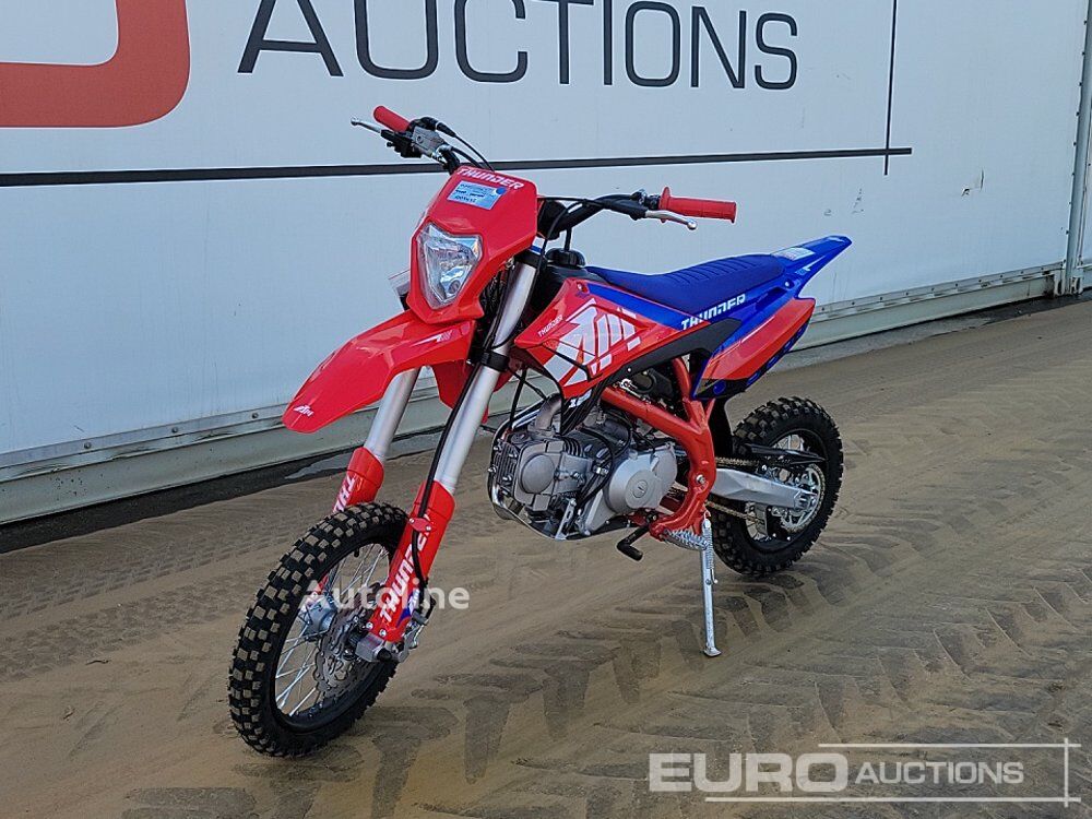 Prodaje se Apollo Thunder motocikl na aukciji