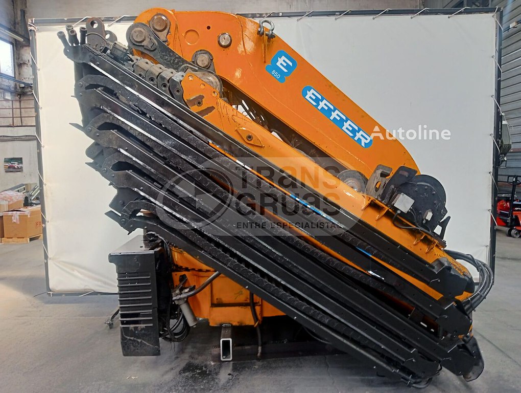Effer 850 8S autodizalica s kranom