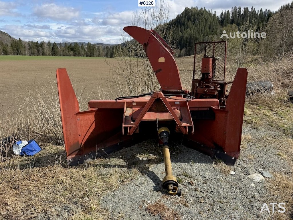 Dalen 978 B montirani čistač snega