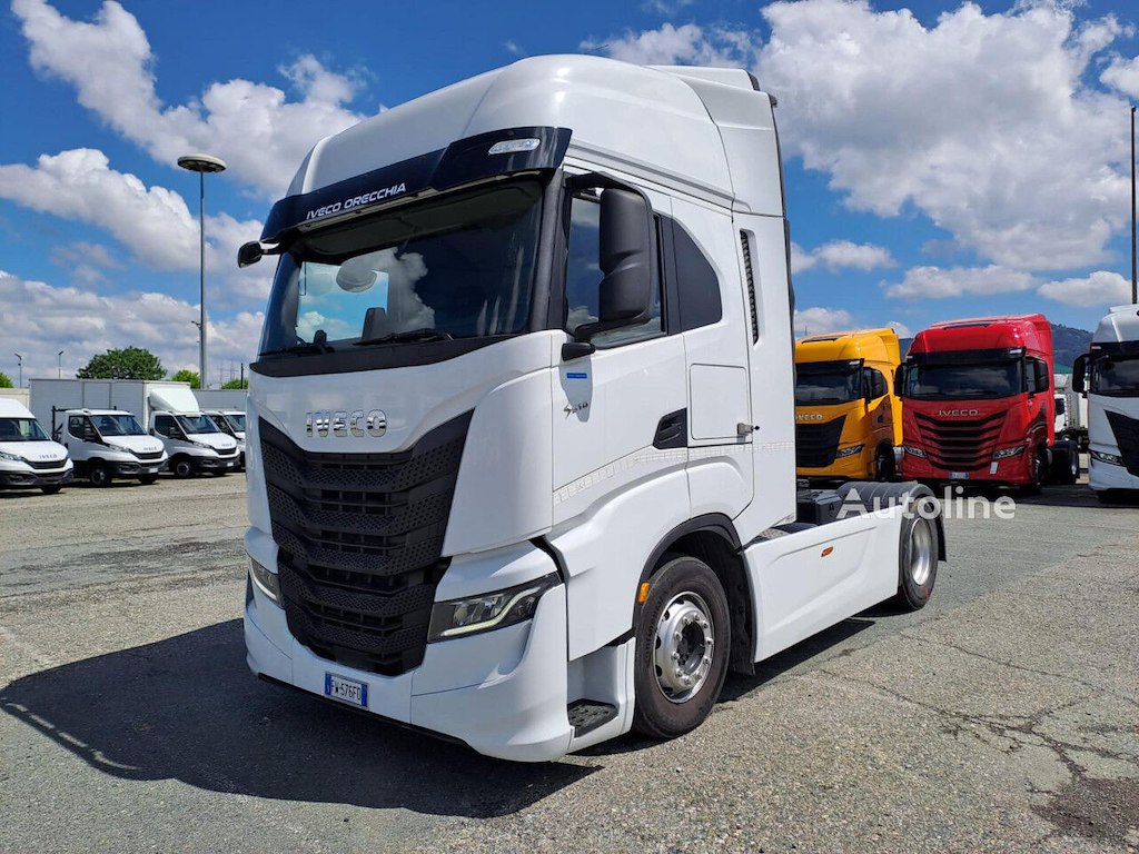 IVECO S-WAY AS440S51T/P tegljač