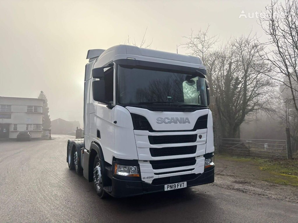 Scania R450 tegljač