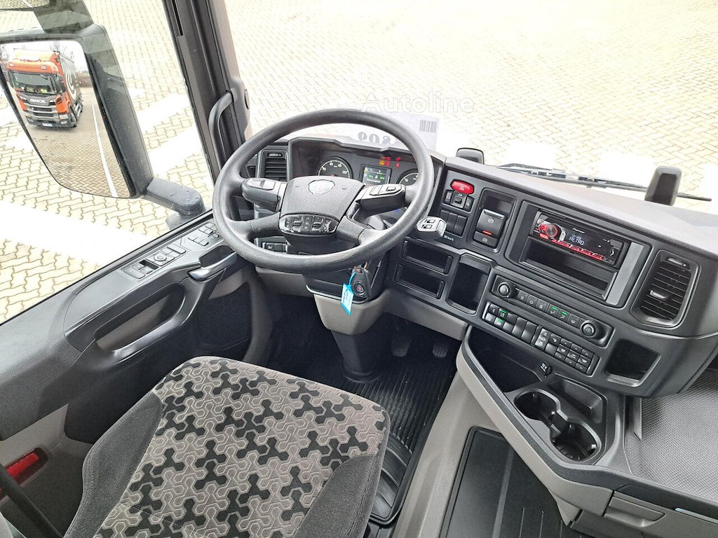Scania R 460 A4x2LA tegljač