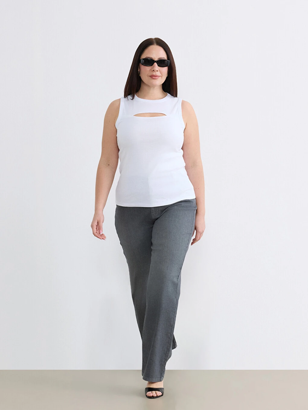 Soulife Ženska Plus Size Majica Bez Rukava Sa Prorez Detaljem