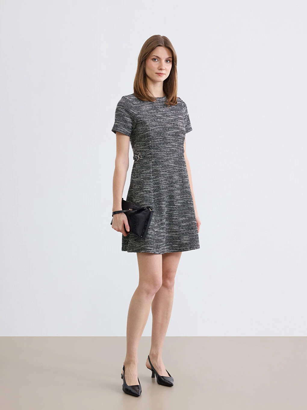 LCW Comfort Mini Haljina Sa Okruglim Izrezom I Uzorkom, Peplum Stil