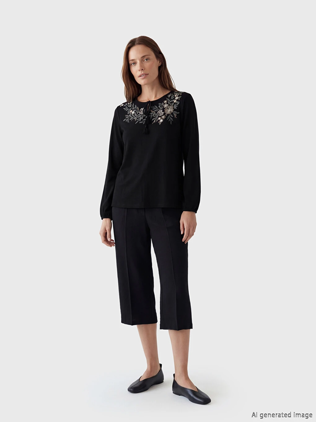 LCW Grace Bluza Sa Vezivanjem Na Vratu Sa Vezenim Cvećem
