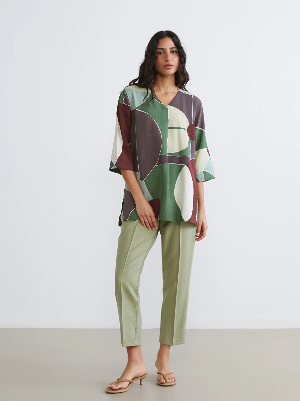 LCW Modest Bluza Sa V-izrezom, Šarena, Oversized Kroja
