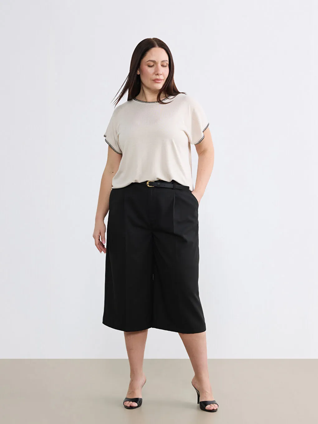 Soulife Bluza Plus Veličine Sa Šav Detaljima