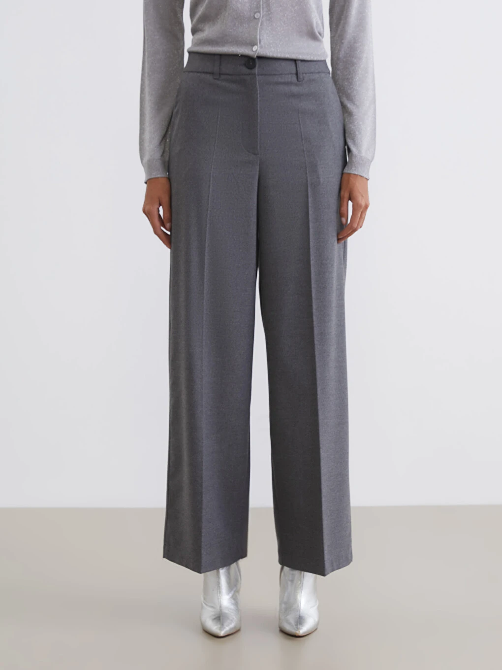 LCW Vision Pantalone Sa Visokim Strukom I Širokim Nogavicama Za Žene
