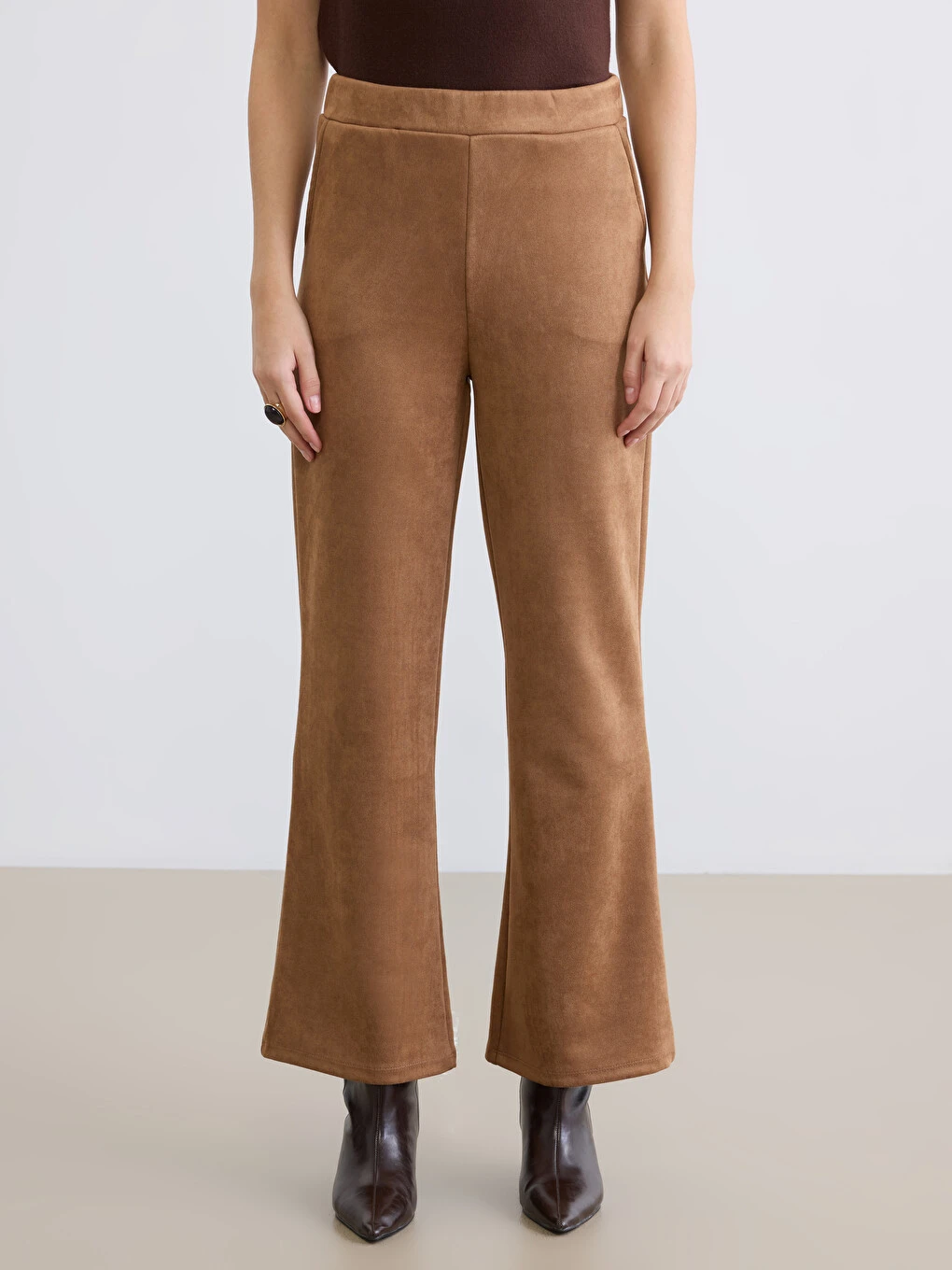 LCWAIKIKI Classic Ženske Pantalone Sa Širokim Nogavicama I Izgledom Antilopa
