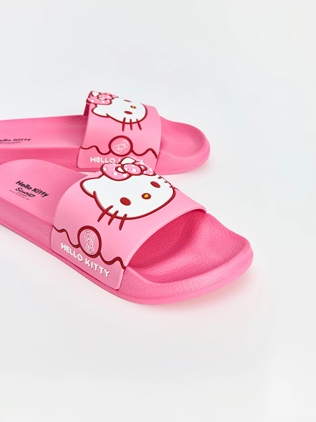 LCW HOME Hello Kitty Štampane Ženske Papuče