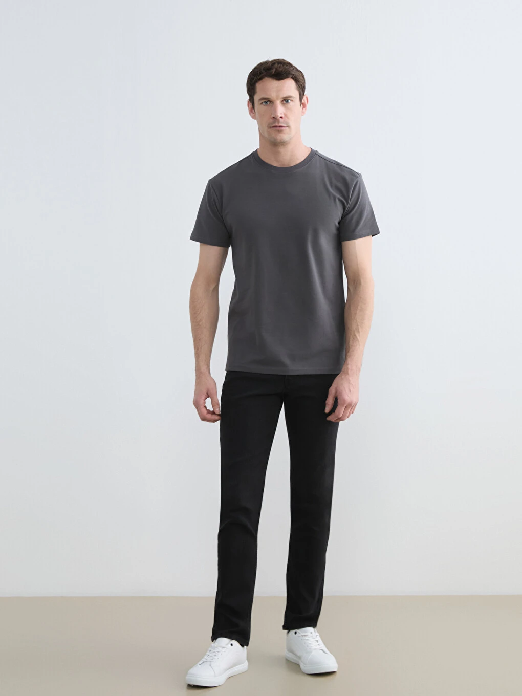LC WAIKIKI Regular Fit Basic Majica