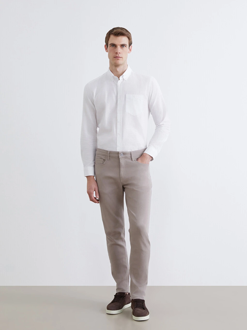 LCWAIKIKI Classic Muške Chino Pantalone Od Gabardina Slim Kroja