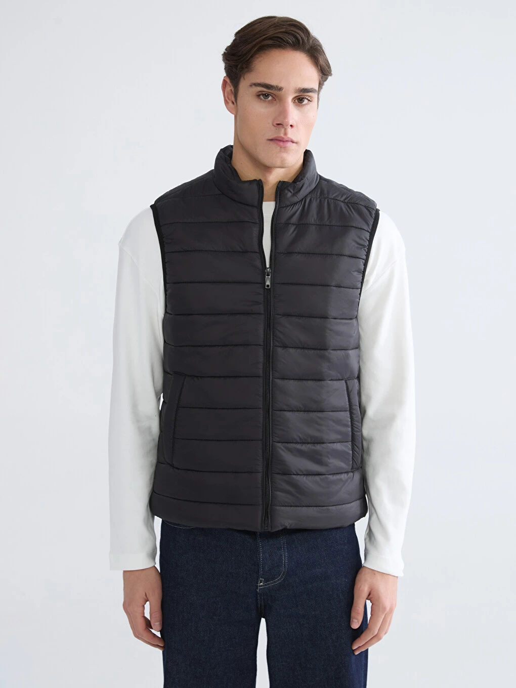 LCWAIKIKI Classic Prsluk Standard Fit Visoka Kragna Muški Puf Prsluk