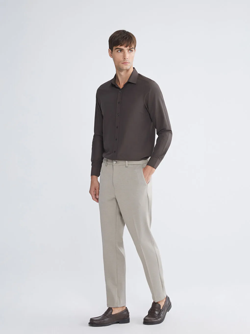 LCWAIKIKI Classic Chino Pantalone Slim Kroja Za Muškarce