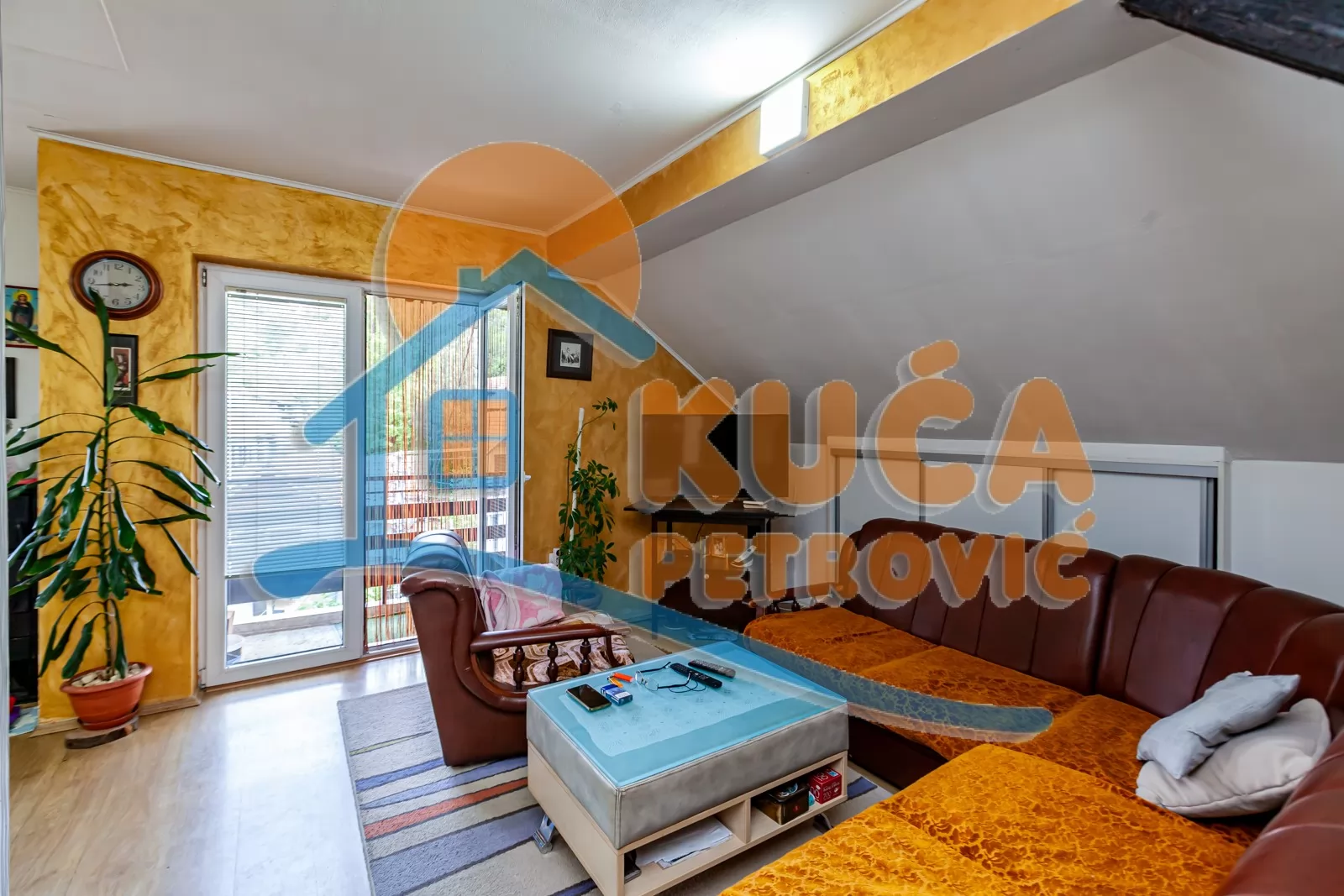 četvorosoban stan, 88 m2, Ćele kula, Stanoja Glavaša ID: p-016373