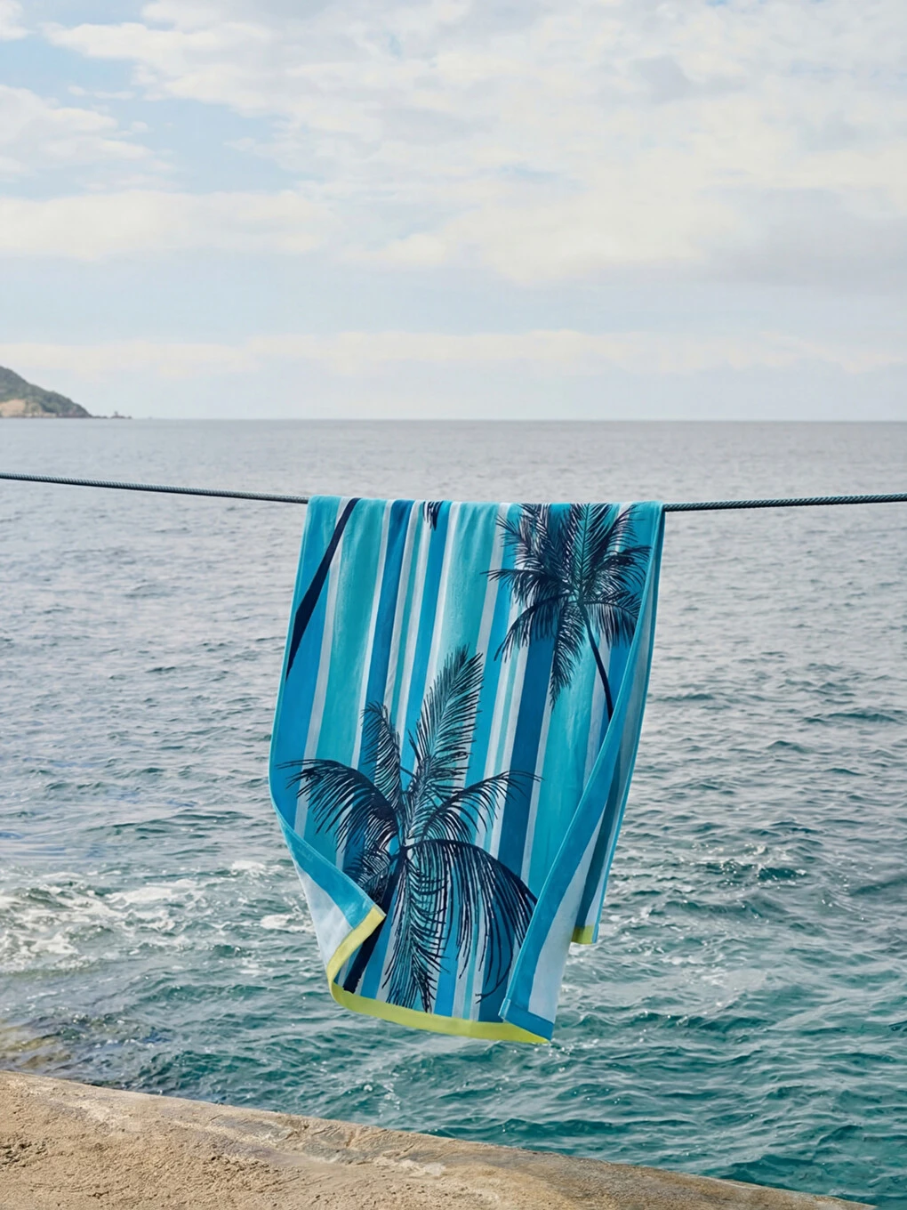 LCW ACCESSORIES Peškir Za Plažu Sa Motivom Palmi 70x150 Cm