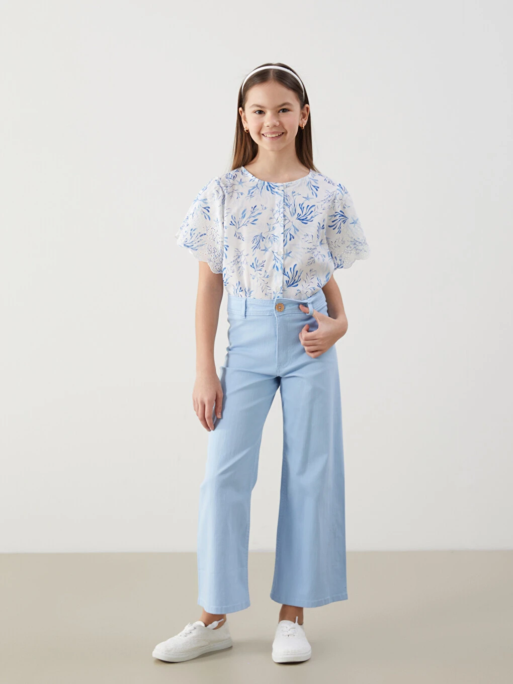 LCW Kids Pantalone Za Devojčice Sa Podesivim Elastičnim Strukom