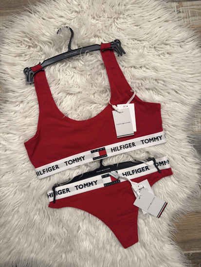 TOMMY HILFIGER logo veš NOVO