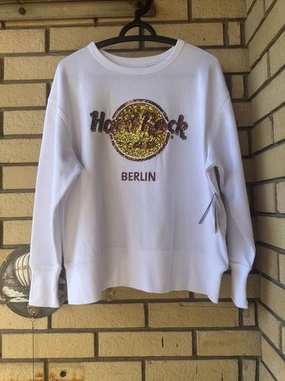 “Hard Rock Cafe” BERLIN Nova sa etiketom’