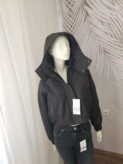    Nova ZARA jaknica – kratki bomber model