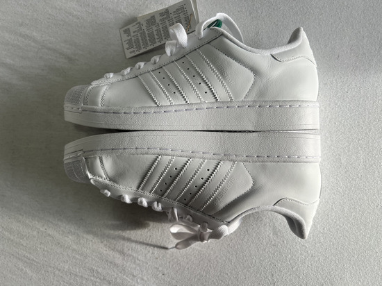 Adidas superstar triple white patike