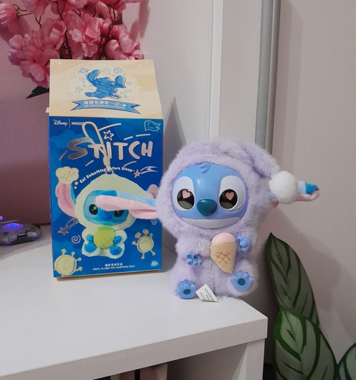 Stich privezak