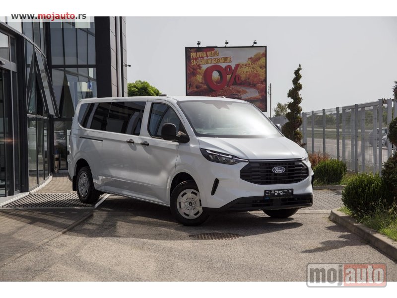 Ford Custom Kombi 320 LWB Trend 2.0tdci 136ks M6