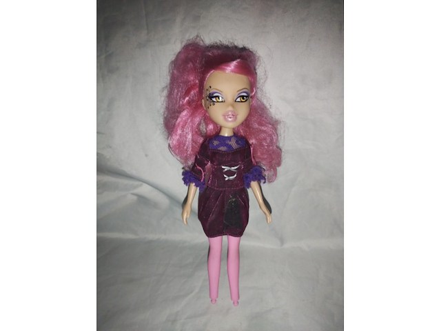 Bratz Masquerade Kirana Vampir Lutka