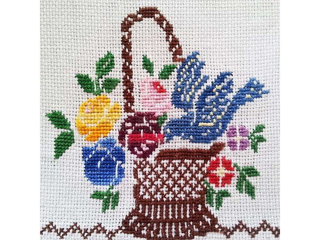 Milje 33 x 71 cm vezen najsitnijim bodom