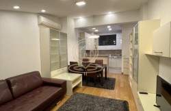 Lux trosoban stan, 87 m², Dalmatinska, Centar