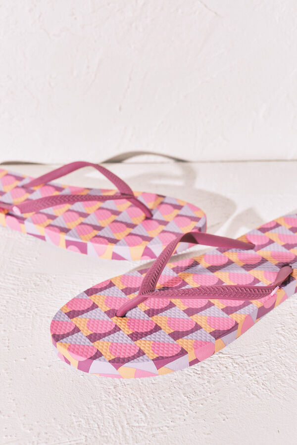 Rosa Flip-Flops mit geometrischem Print