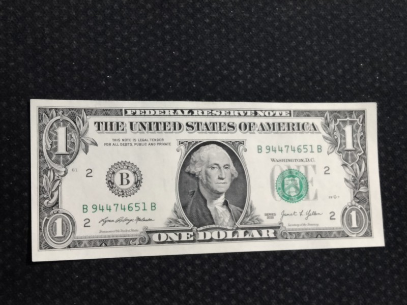 1 dolar 2021 SAD u XF klasi