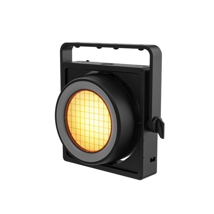 CHAUVET STRIKE ARRAY ULTRA