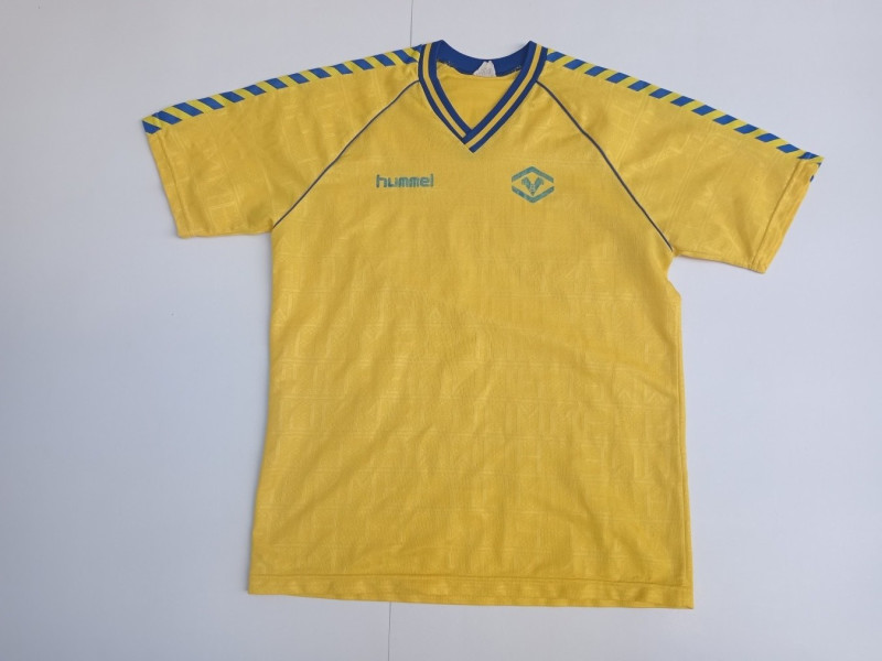 VERONA FC FUDBALSKI DRES HUMMEL