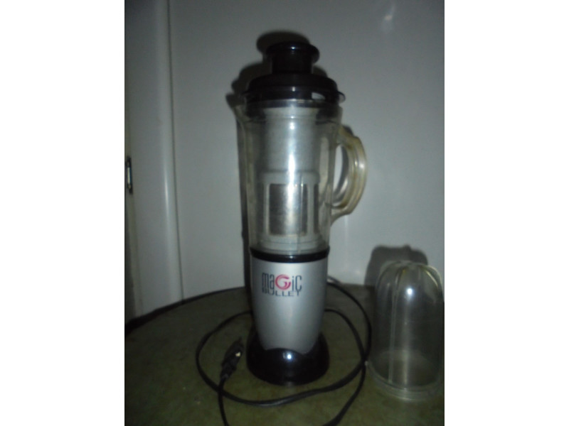 DELOVI ZA SUPER SECKA, BLENDER *MAGIC BULLET*