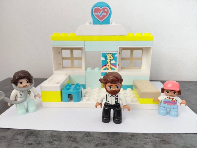 Lego duplo set 10968 poseta lekaru