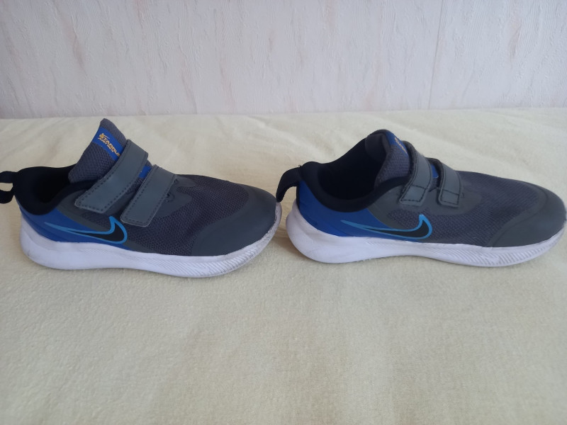 Nike decje patike, br 27