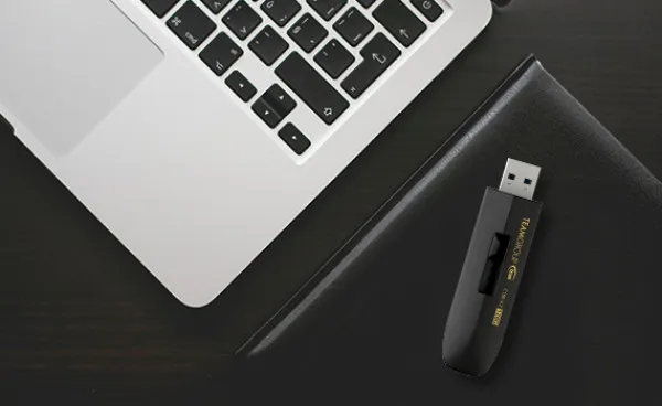 TEAM GROUP TeamGroup 128GB C186 USB Flash memorija 3.2 BLACK TC1863128GB01
