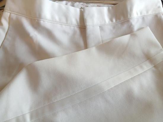Nove bele pantalone s/m