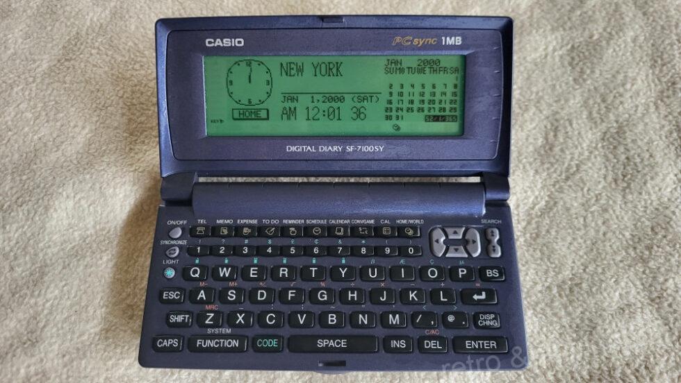 Casio SF-7100SY Digital Diary 1MB – Vintage PDA / Kolekcionarski