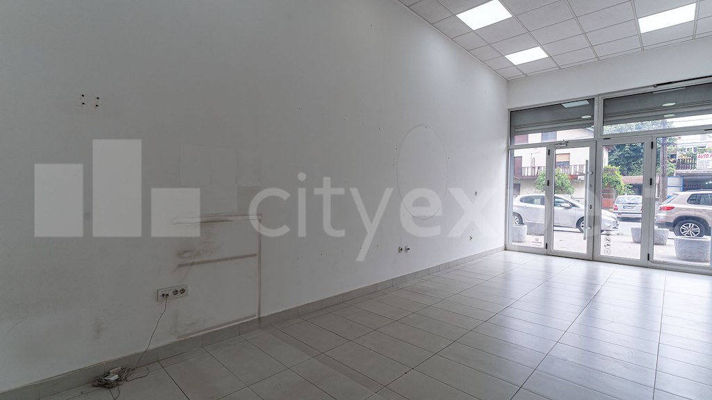 Lokal za izdavanje BEZ PROVIZIJE: Ostalo, 32m², Bratstva i jedinstva, Palilula - 550€