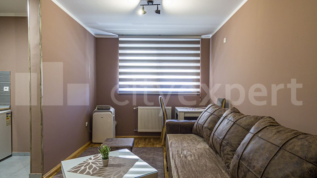 Stan Izdavanje Novi Sad Bez skrivenih troškova - 26m², Kopernikova, Novi Sad - 350€