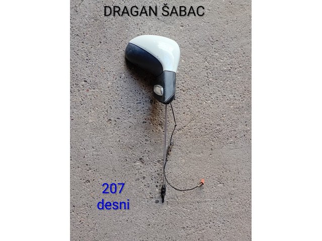 PEUGEOT 207 retrovizor desni beli mehanički