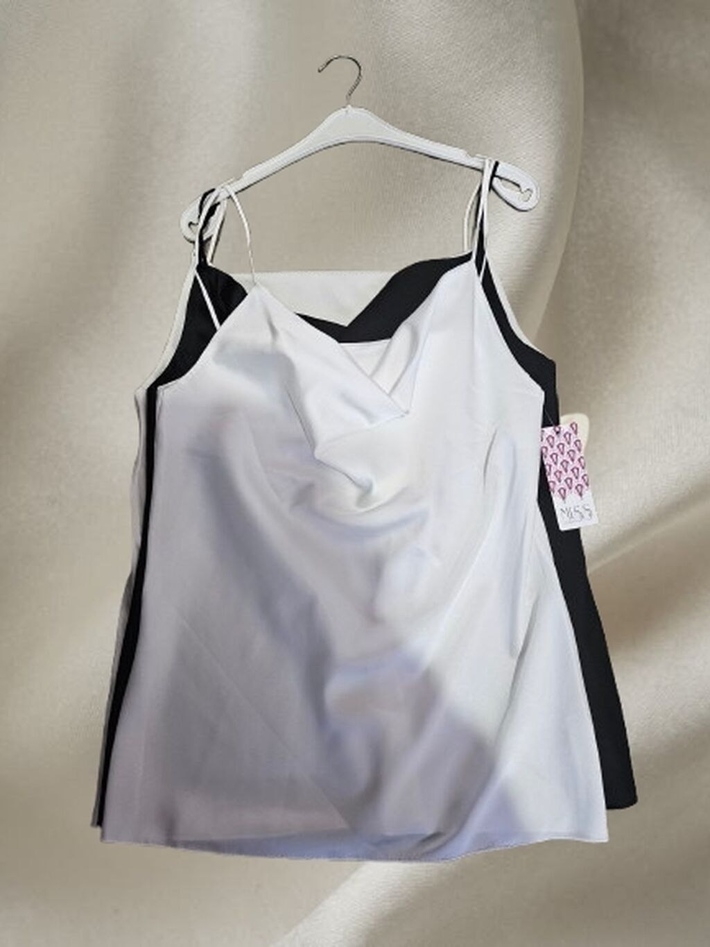 Satenasta ženska majica na bretele Razne boje - Model: slip top sa