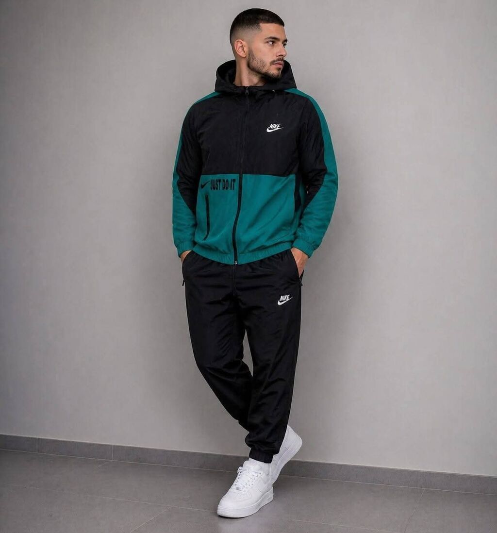 Muški Nike trenerka komplet – jakna sa kapuljačom i donji deo -