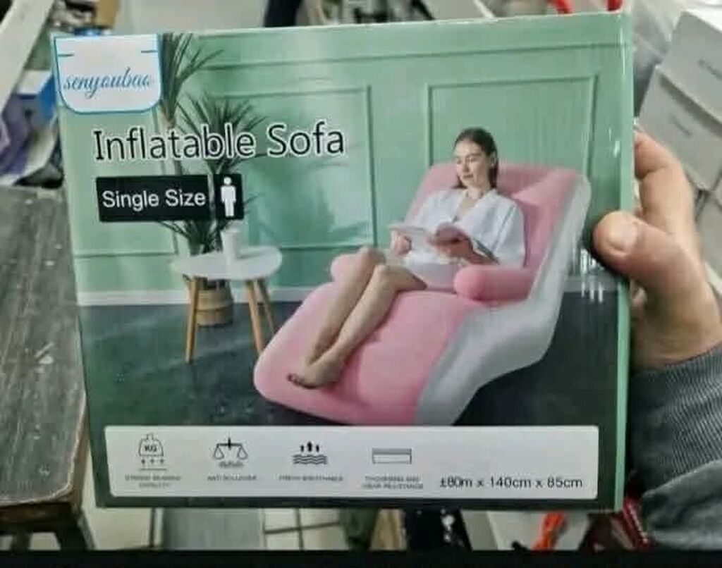 Sofa na vazduh Cena 4500din Luksuzna udobnost: Naš kauč na